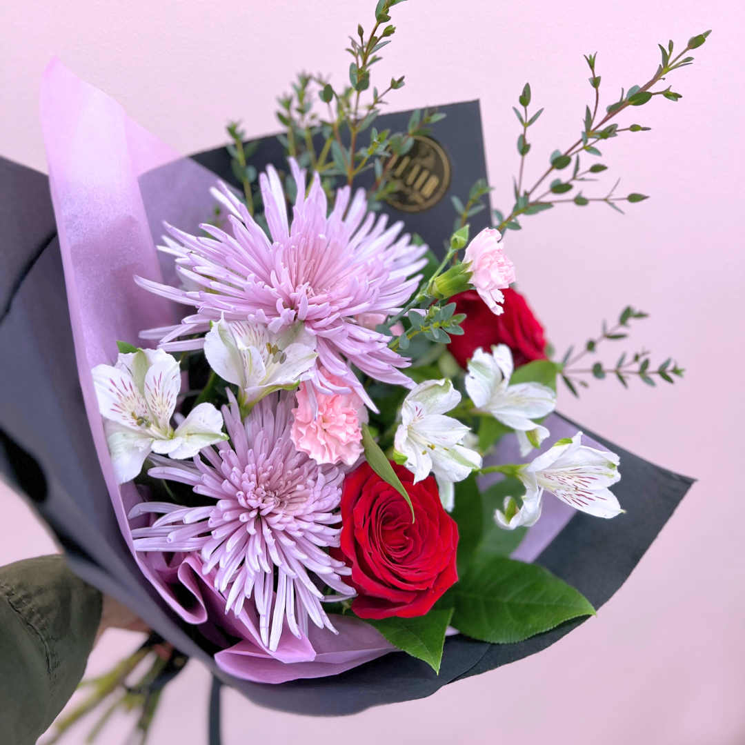 Flair Flower Bar & Studio-Florence KY, Flowers & Gifts Delivery